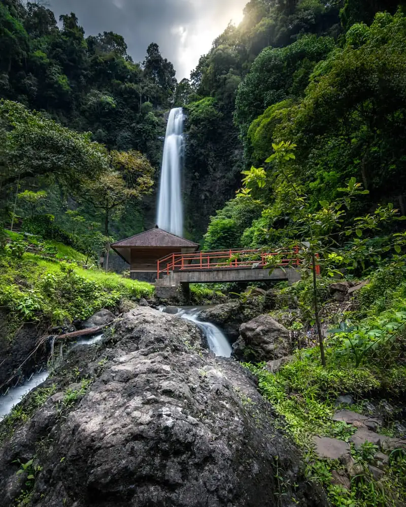 Eksplorasi Keindahan Alam di Curug Cimahi, Bandung: Destinasi Wisata ...