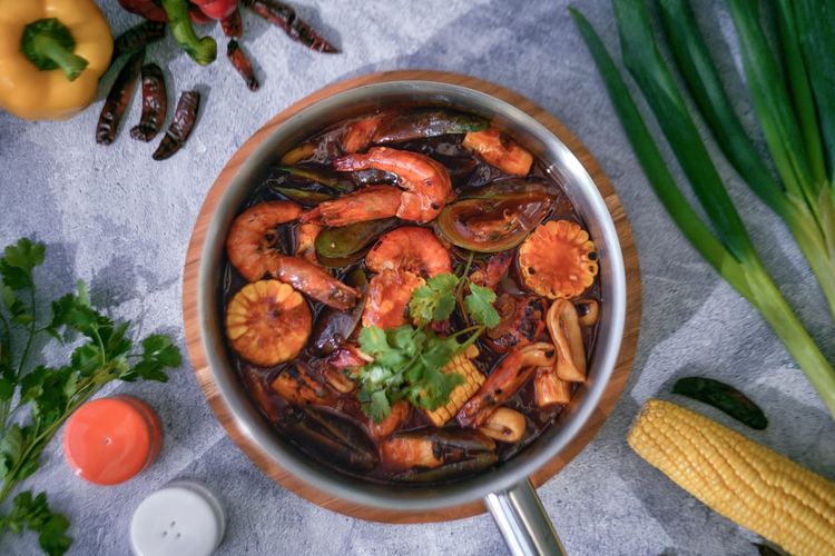 Lezatnya Sensasi Laut dalam Genggaman Resep Makanan Seafood yang ...